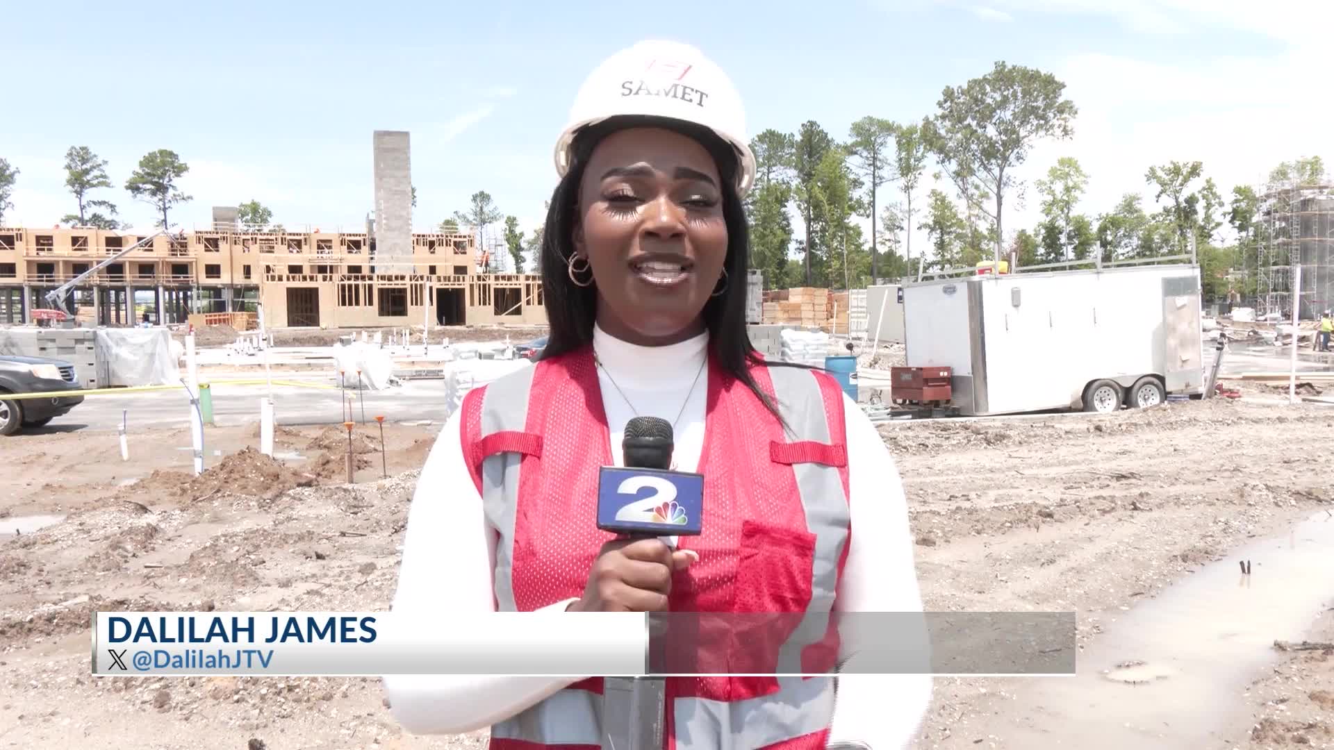 A local construction group provides workers with sweets and safety tips ...