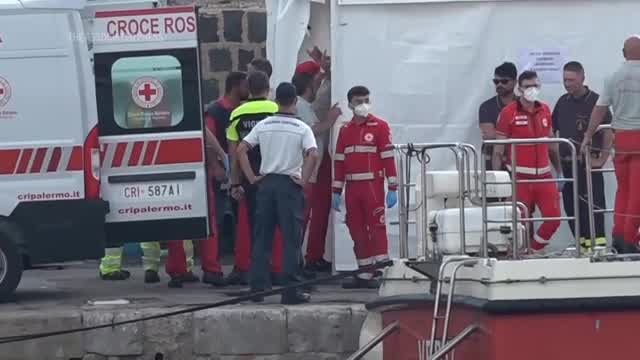 Fifth body brought back to land after being recovered from sunken yacht ...
