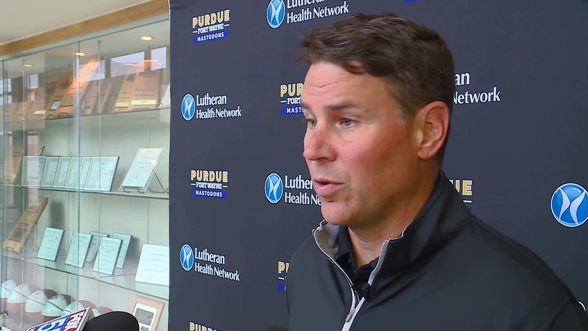 Purdue Fort Wayne head men’s basketball coach Jon Coffman practice ...