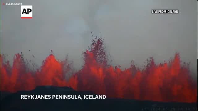 Iceland volcano spews red streams of lava – FOX 2