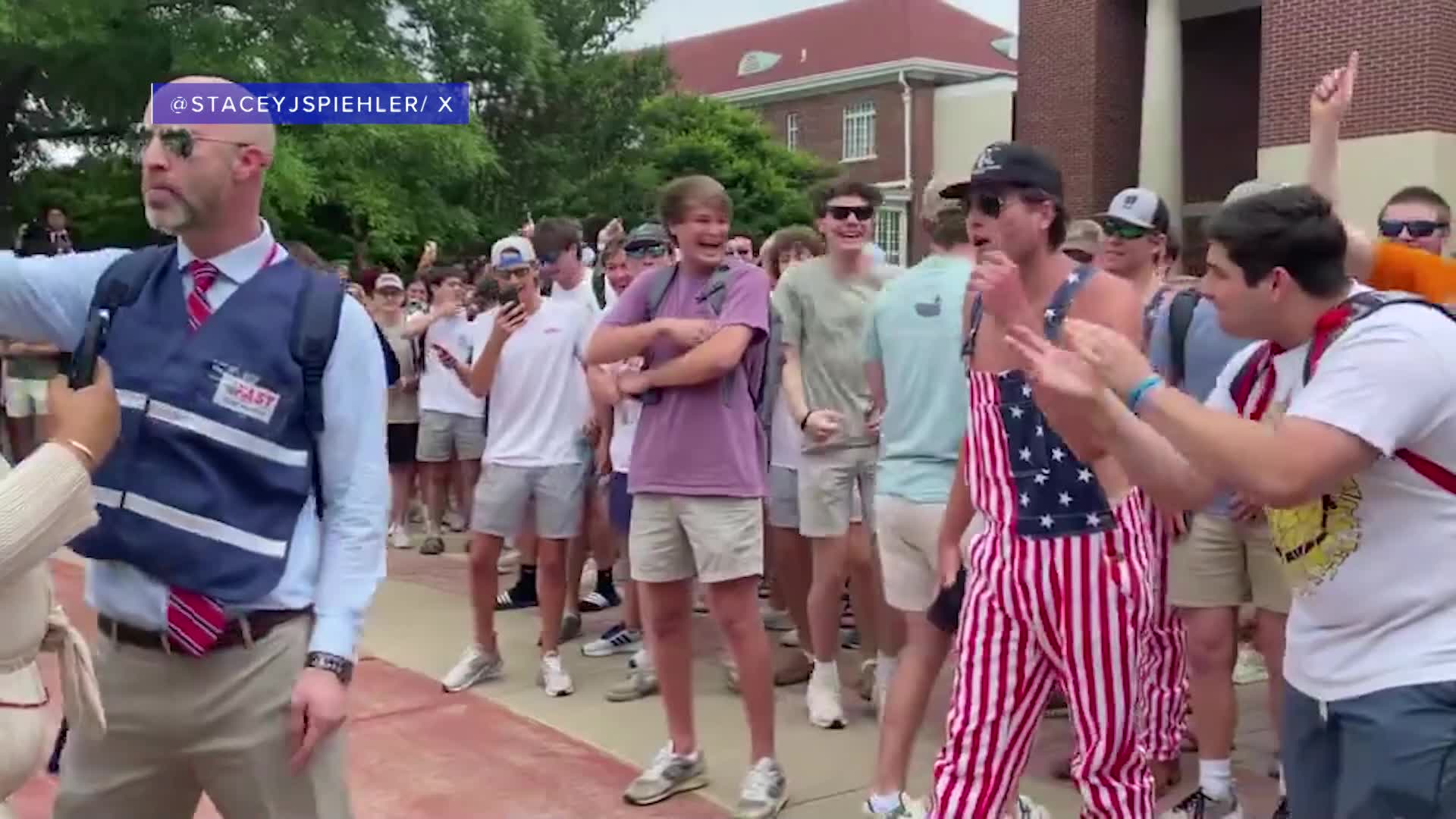 UGC OLE MISS LOCK HER UP CHANTING | The Hill – WKRG News 5